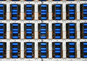 What Is A Battery Life Cycle? | Dragonfly Energy